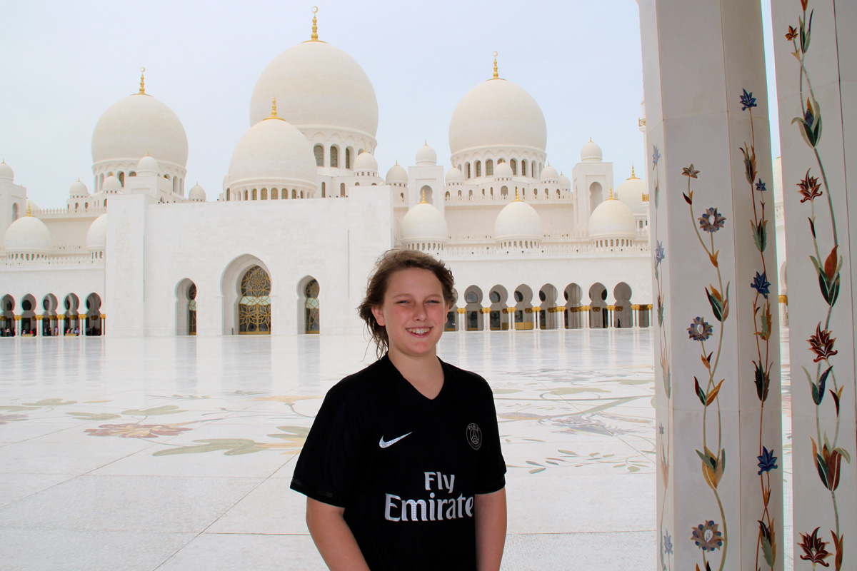 Cast Vote to Choose Winners in Ten Friends Spring Break Photo Contest ...